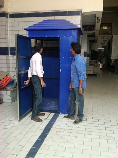 SINGLE SIDE PORTABLE CHECKPOST – AK FIBERGLASS